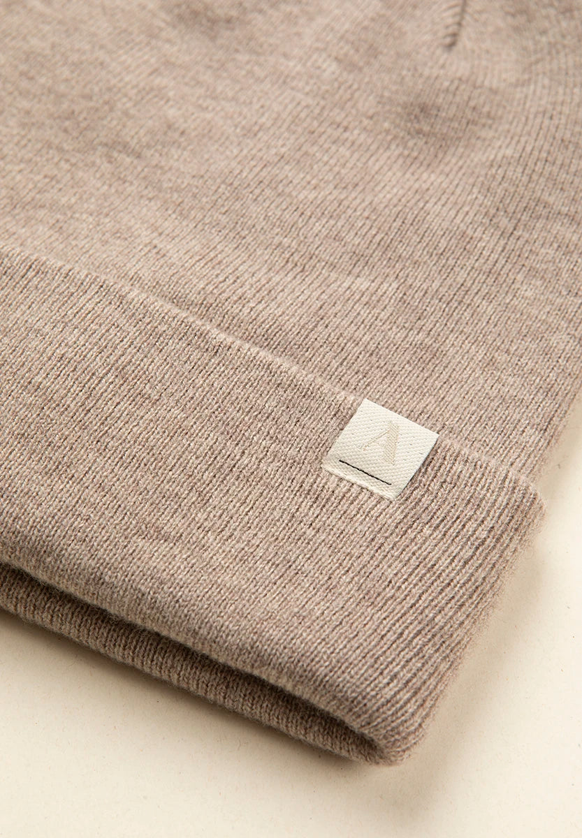 Beige wool hat | Angelico
